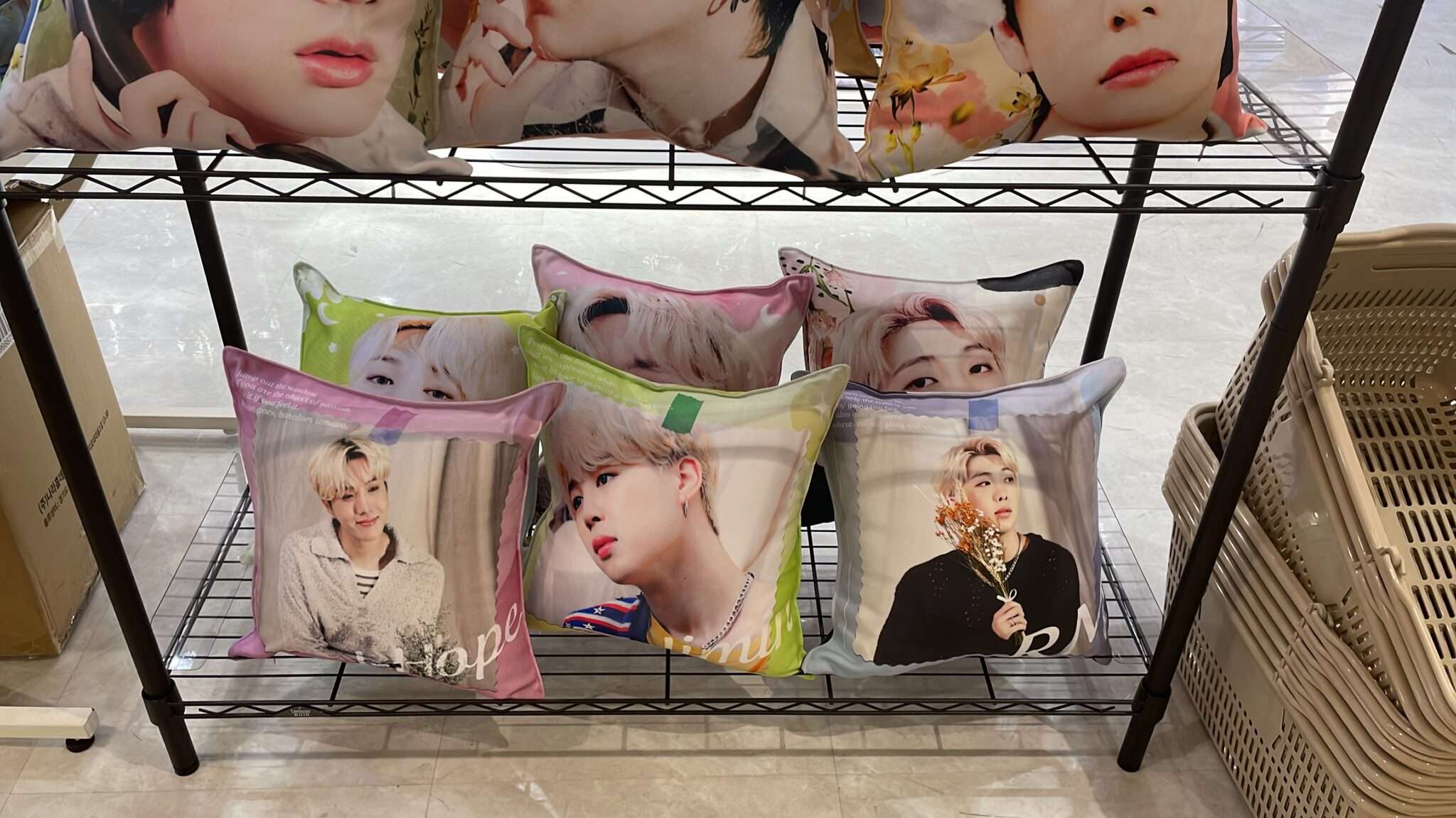 BTS official Shop - agosto 2023 😊